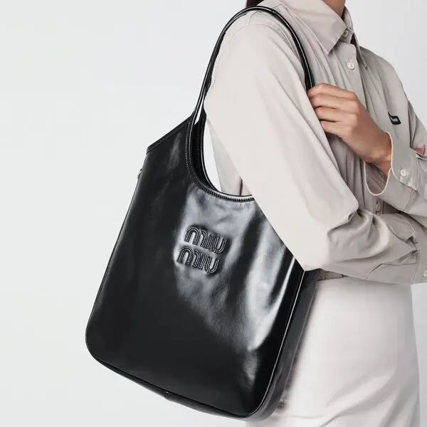 Miu Miu Ivy Bag In Calfskin - Black