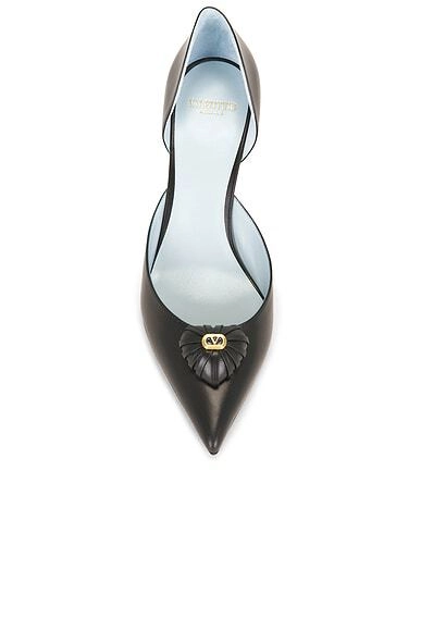 Valentino Garavani Coeur Royal Dorsay Pump - Nero