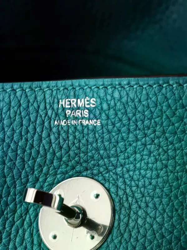 Hermès Lindy Bag Clemence 30 Shoulder Bag