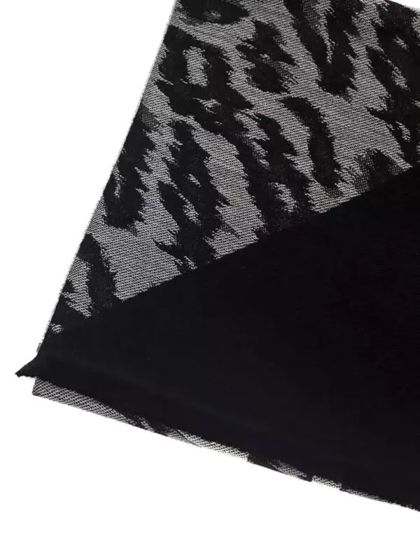 Roberto Cavalli Animalier-print Logo-jacquard Scarf