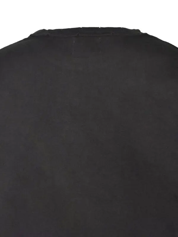 CEDARWOOD Distressed Long-sleeve T-shirt