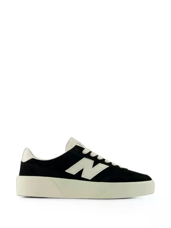NEW BALANCE 750 Sneakers - Black