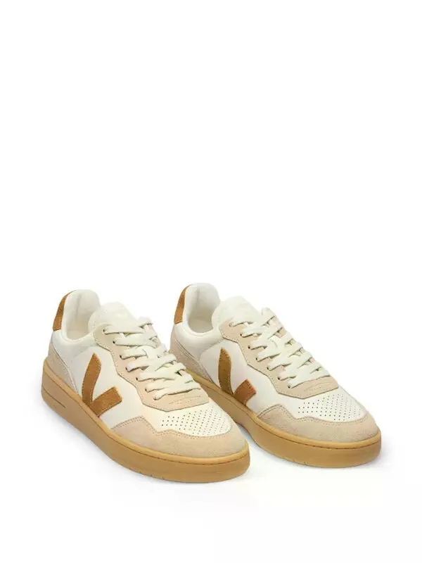 VEJA V-90 Panelled Sneakers - Neutrals