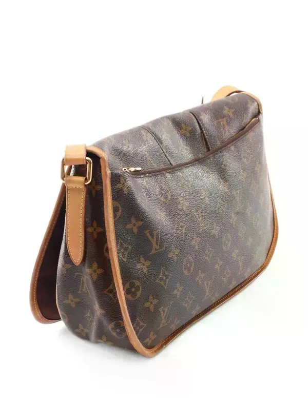 LOUIS VUITTON 2011 Menilmontane Mm Monogram Shoulder Bag