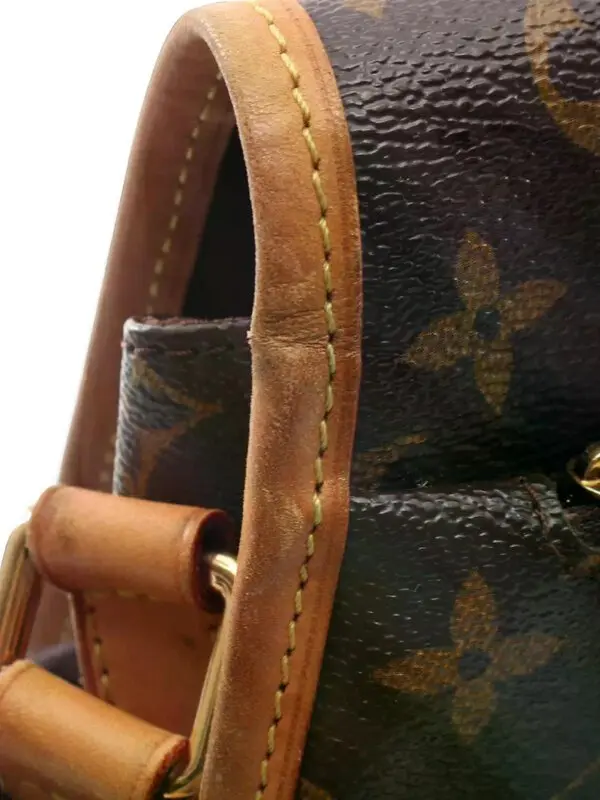 LOUIS VUITTON 2011 Menilmontane Mm Monogram Shoulder Bag