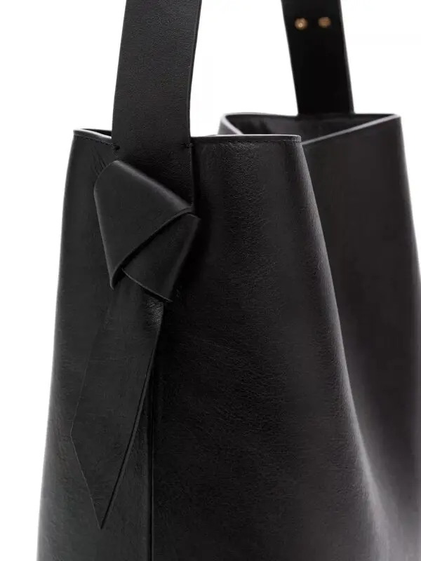 LA PORTEGNA Paula Bucket Bag