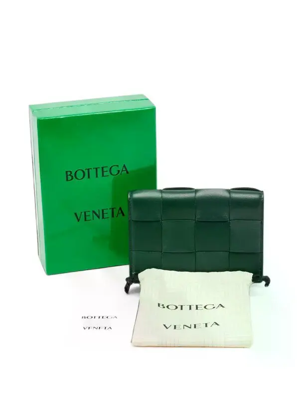 Bottega Veneta Leather Passport Holder - Green