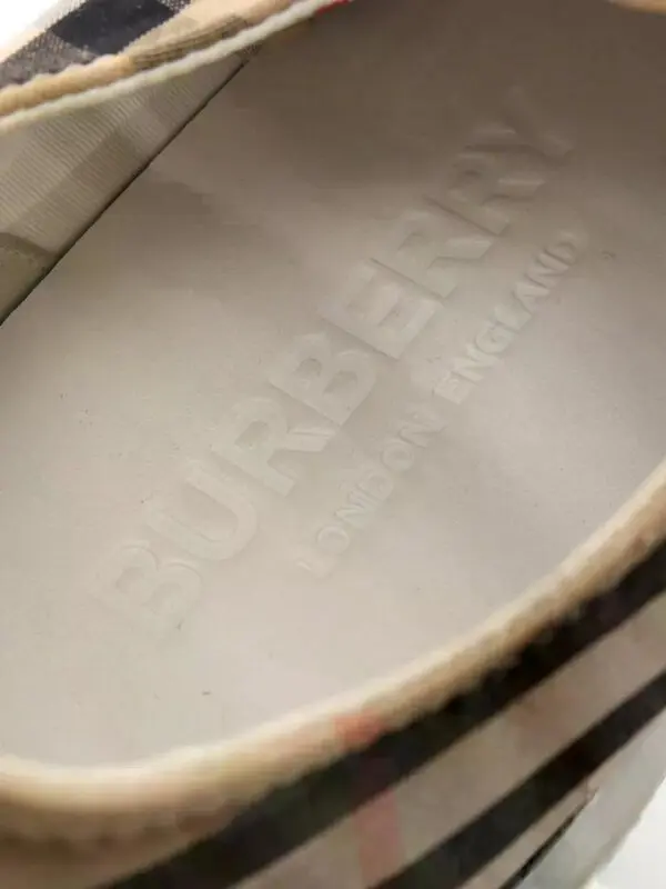 Burberry 2000s Nova Check Sneakers
