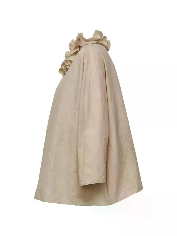 Apuntob Ruffled-collar Blouse