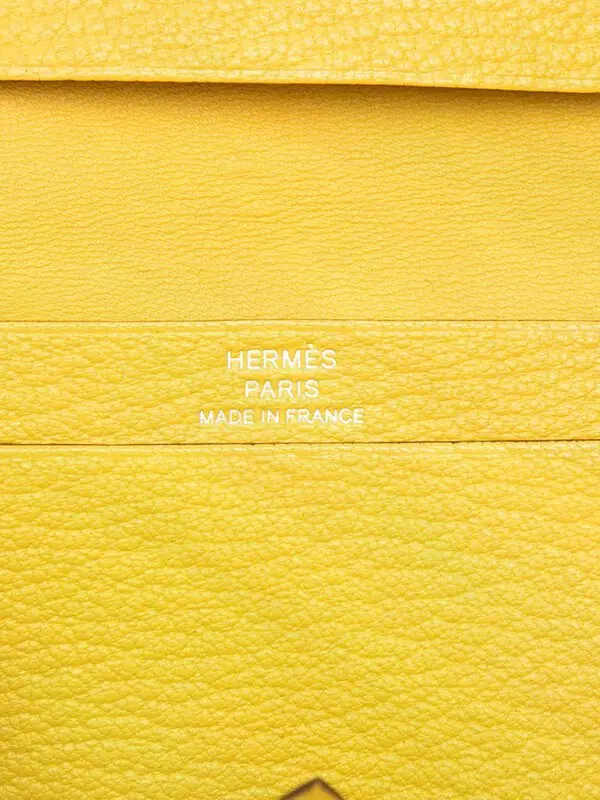 Hermès 2024 Chevre Mysore Bearn Card Holder - Yellow