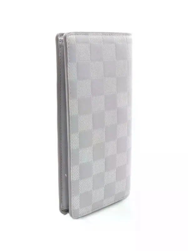 LOUIS VUITTON 2018 Damier Infini Bi-fold Wallet - Grey