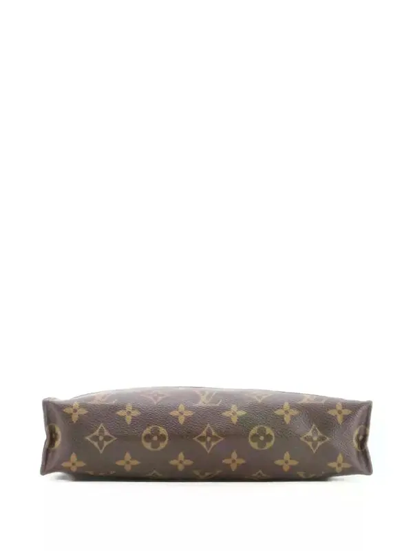 LOUIS VUITTON Toiletry Pouch Monogram Canvas 26 Clutch Bag