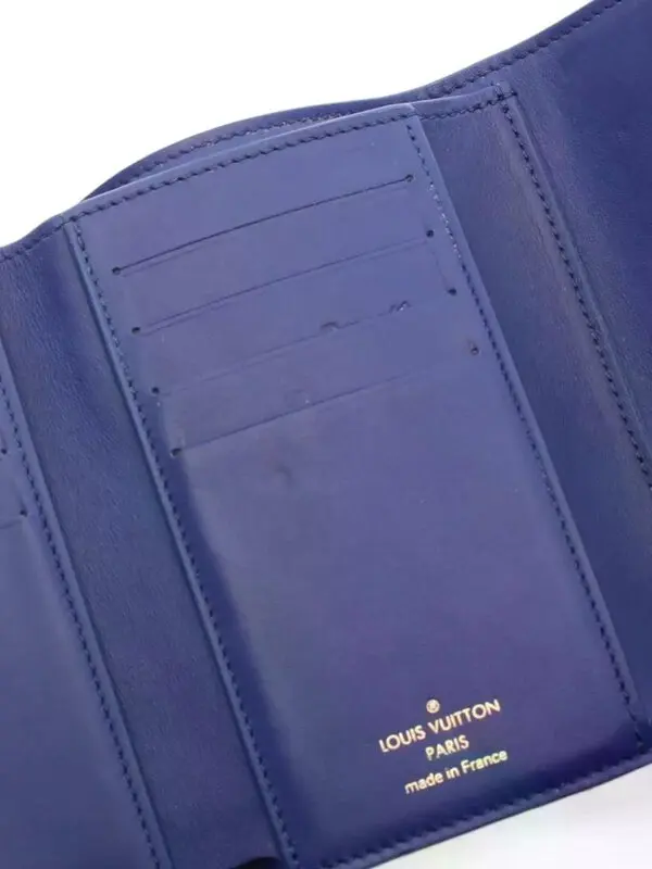 LOUIS VUITTON Capucines Bi-fold Wallet