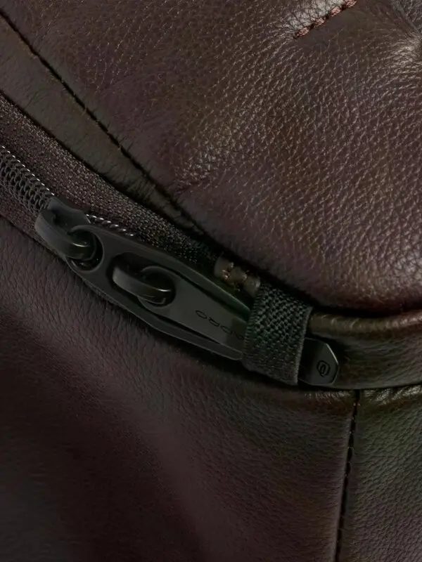 PIQUADRO Grained Leather Backpack