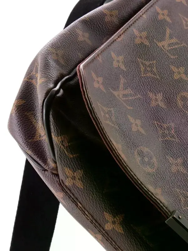 LOUIS VUITTON District Messenger Bag Macassar Monogram Canvas Mm Crossbody Bag - Brown
