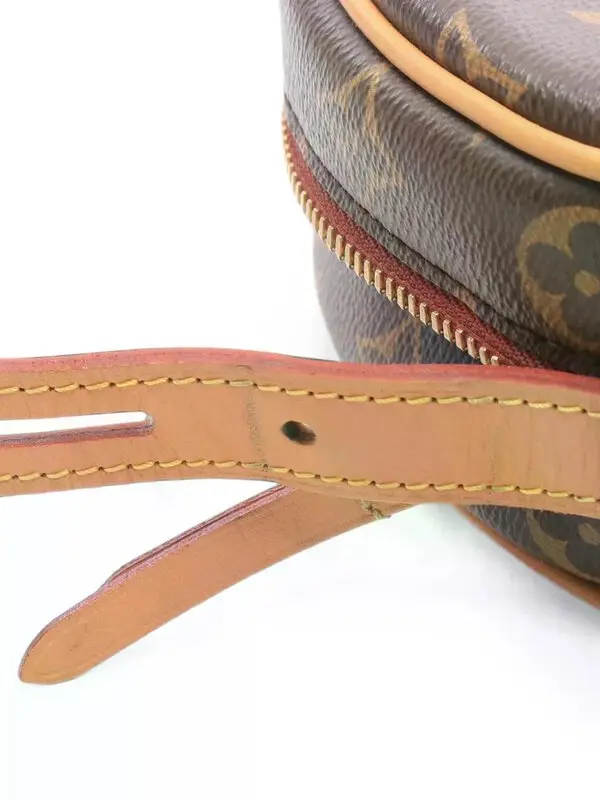 LOUIS VUITTON 2010s Boîte Chapeau Souple Monogram Shoulder Bag