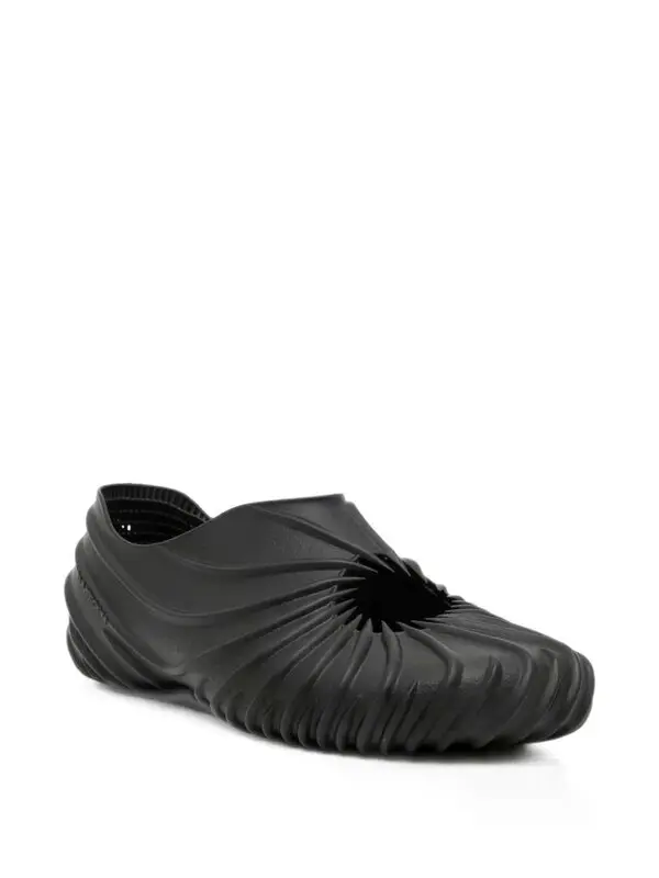 ALIVEFORM Dermis Sneakers
