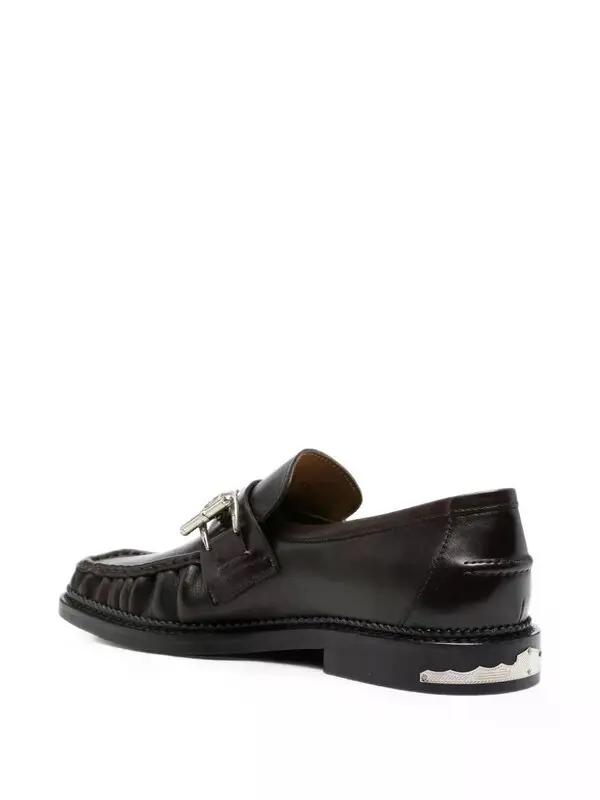 TOGA VIRILIS Buckled Chain-link Leather Loafers