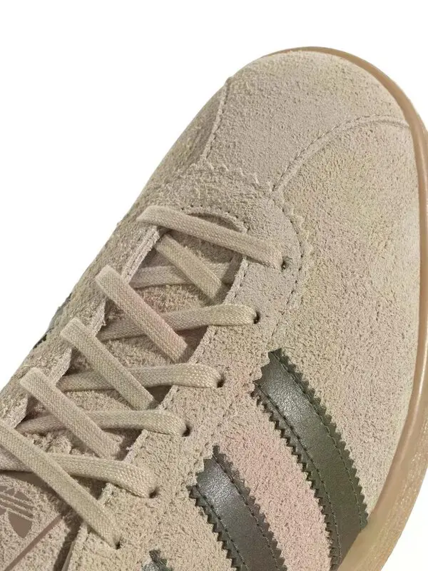 Adidas Tobacco Sneakers