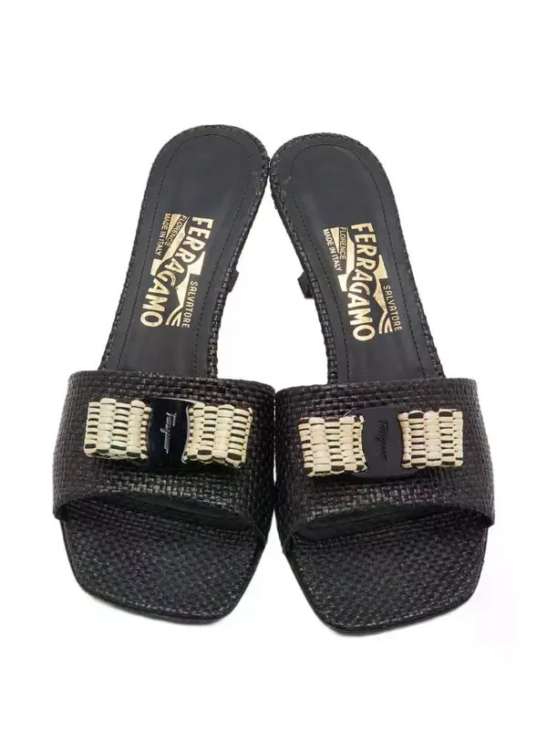 FERRAGAMO Isaura Vara Bow Sandals