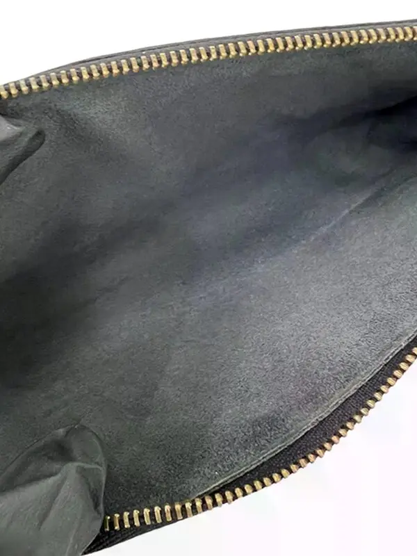 LOUIS VUITTON 2002 Epi Pochette Accessoires Shoulder Bag