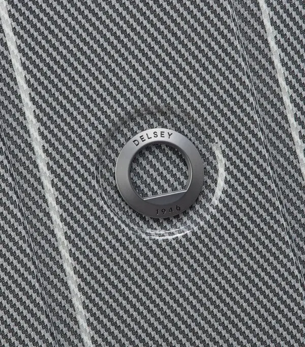 CASE Helium Ultimate Spinner Cabin Suit