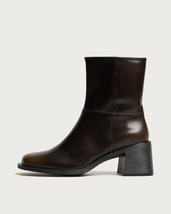 VAGABOND SHOEMAKERS Vega Ankle Boots In | 100% Leather | End Clothing - Brown