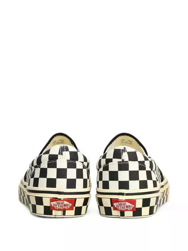 VANS Classic Checkerboard Slip-on Sneakers