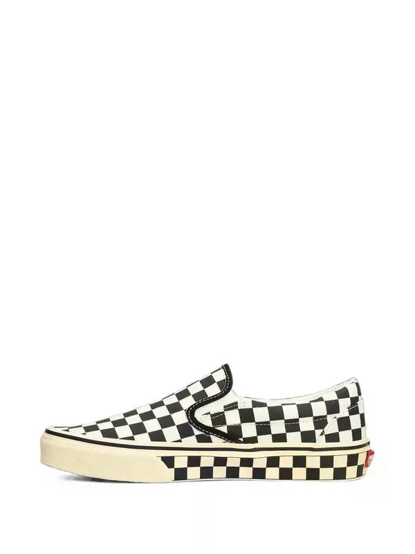 VANS Classic Checkerboard Slip-on Sneakers