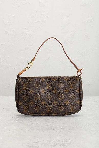 LOUIS VUITTON Monogram Pochette Accessoires Shoulder Bag