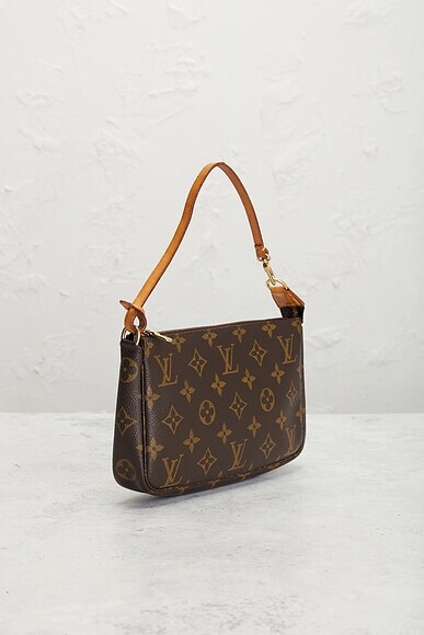 LOUIS VUITTON Monogram Pochette Accessoires Shoulder Bag