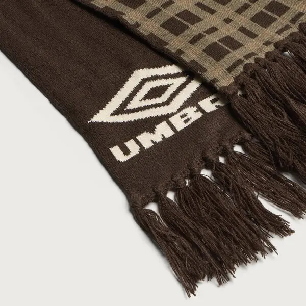 UMBRO Check Pattern Knitted Scarf