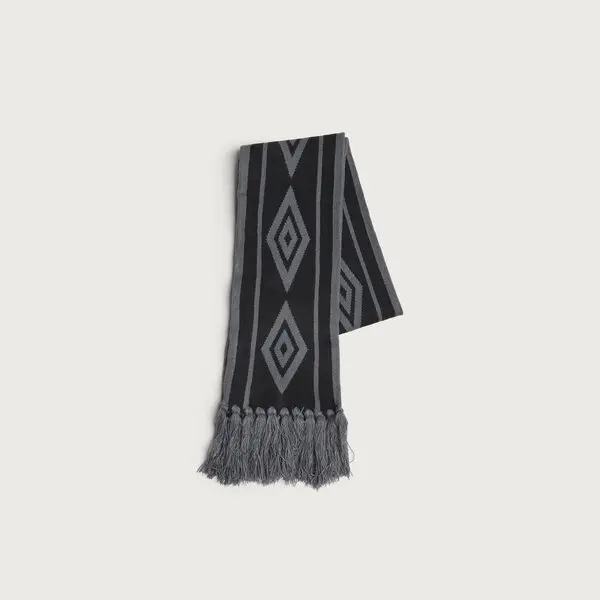UMBRO Diamond Intarsia Knit Scarf - Black/sedona Sage