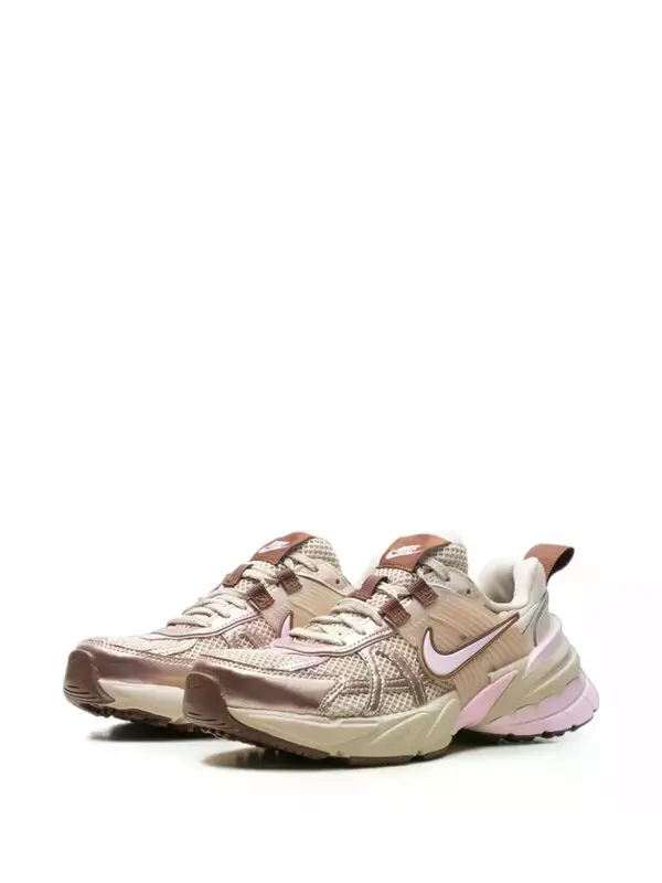 Nike V2k Run Panelled Sneakers