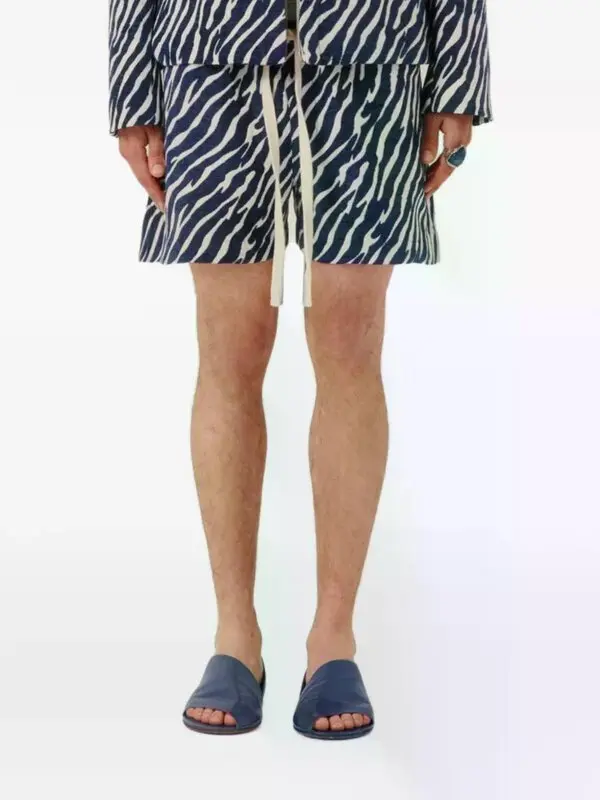 Commas Sea Storm Jacquard Shorts