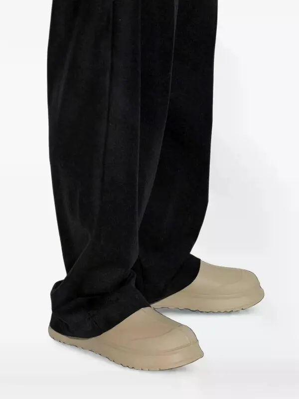 UGG Tazz Molded Shoes