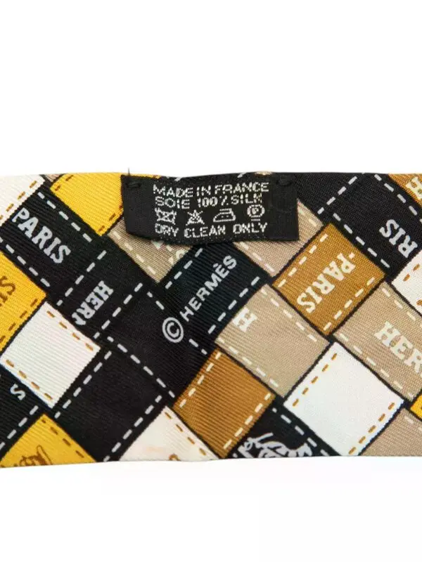 Hermès 1999-2007 Bolduc Au Carre Silk Twilly Scarf Scarves