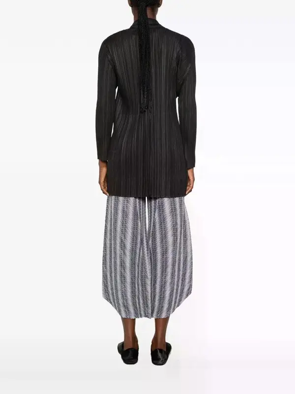 Issey Miyake Pleated Shawl-collar Jacket - Black