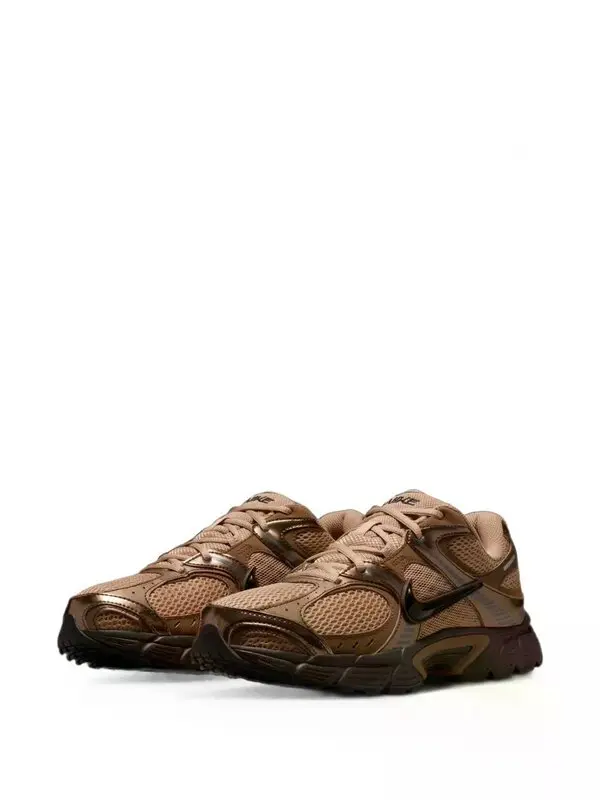 Nike V5 Rnr Sneakers
