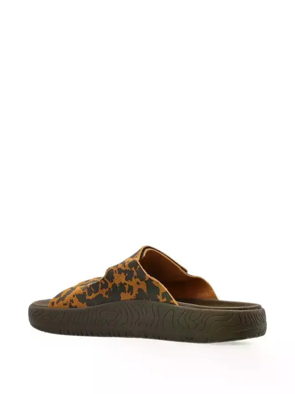 VEJA Etna Leopard-print Suede Flat Sandals