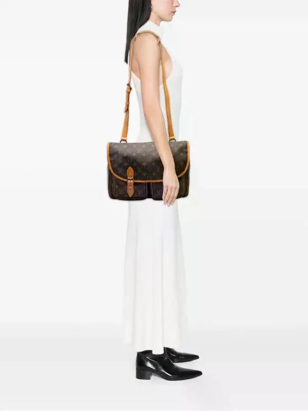 LOUIS VUITTON 1980-1990 Monogram Sac Gibeciere Mm Business Bag