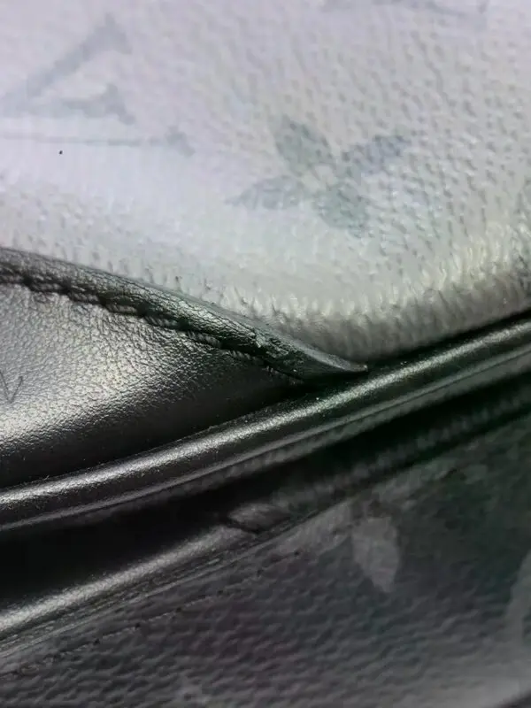 LOUIS VUITTON 2010s Trio Messenger Monogram Eclipse Messenger Bag
