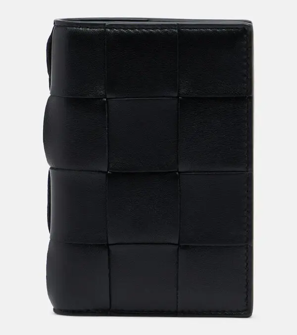 Bottega Veneta Intrecciato Leather Passport Holder - Black