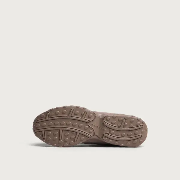 NEW BALANCE 204l Suede