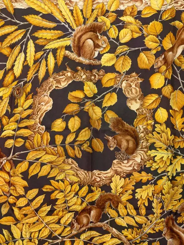 Hermès 1999-2007 Casse Noisette Silk Scarf 90 Scarves