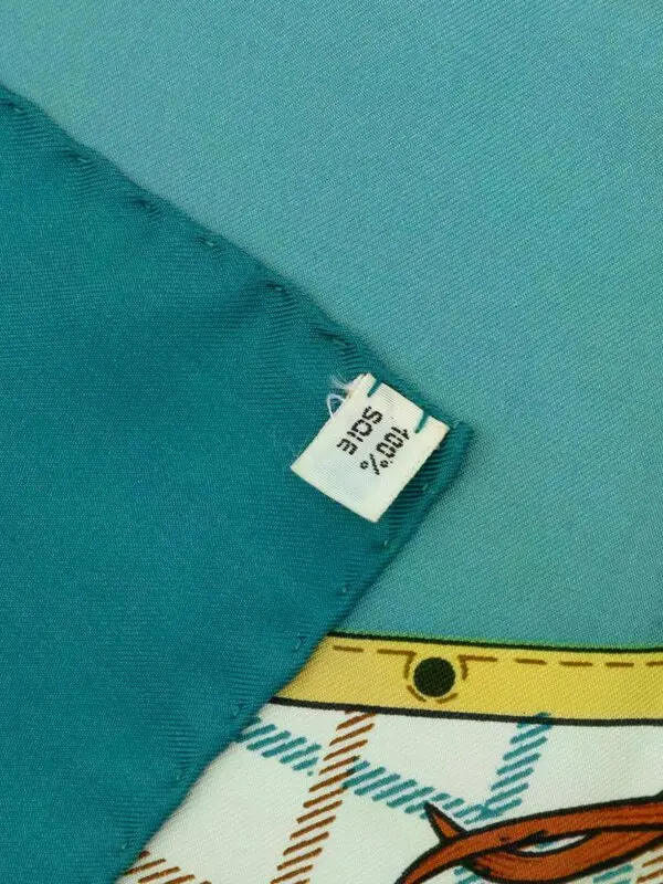 Hermès 1974-1979 Camails Silk Scarf 90 Scarves