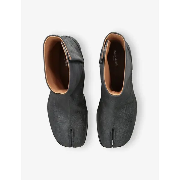MAISON MARGIELA Tabi 30 Leather Ankle Boots