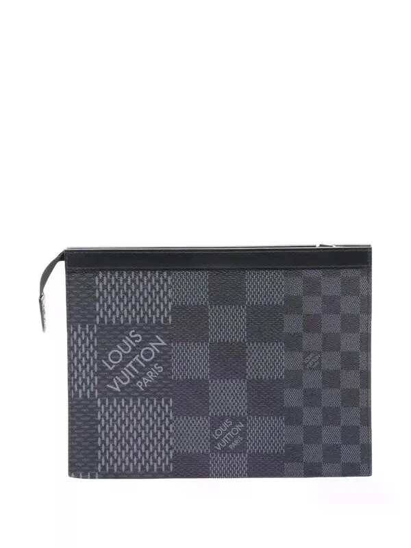 LOUIS VUITTON 2021-2026 Damier Graphite 3d Pochette Voyage Mm Clutch Bag