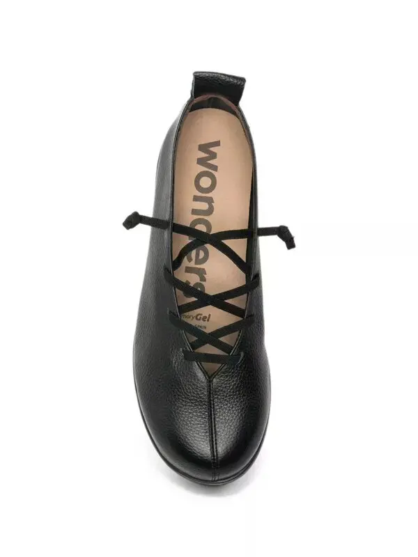 WONDERS Lace-up Leather Ballet Flats