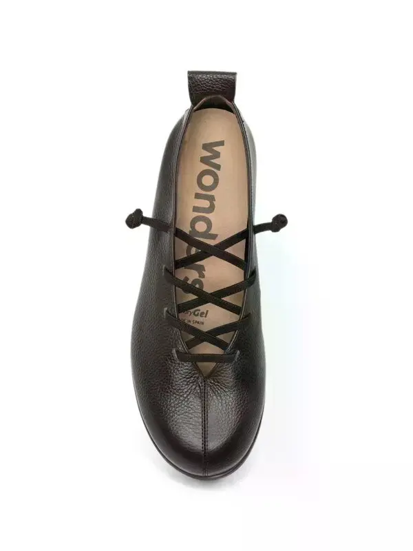 WONDERS Lace-up Grained Leather Ballet Flats